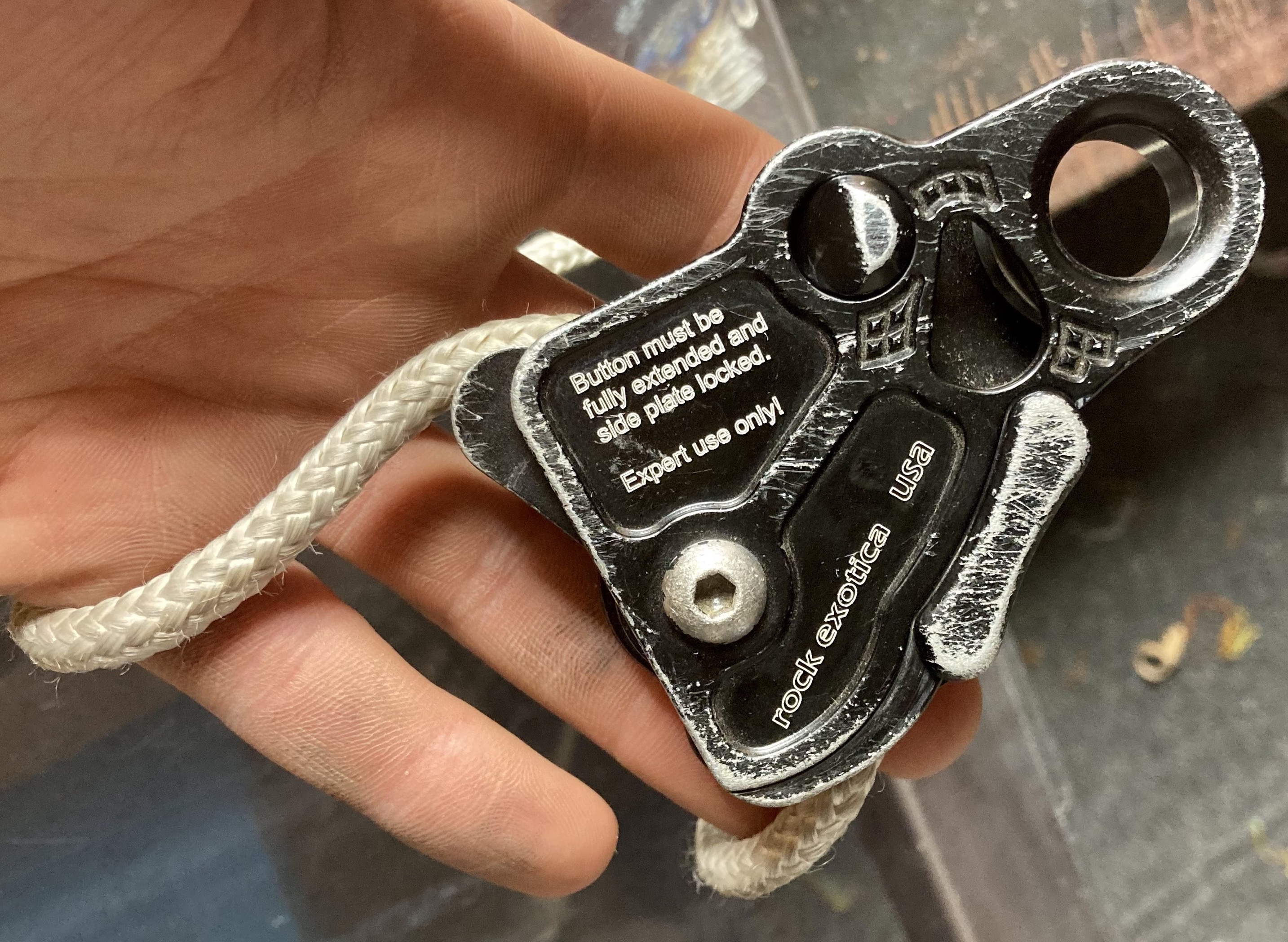 Pull Rope 6mm Double Braid in Knots and Devices